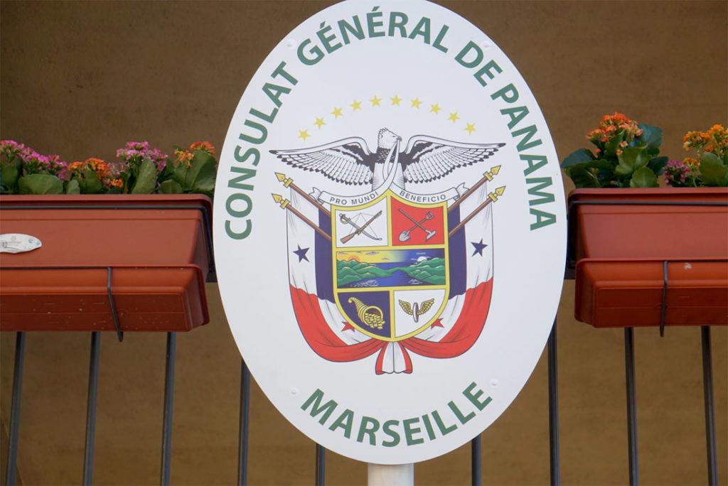 El Consulado General de Panama en Marsella renueva su fachada ...